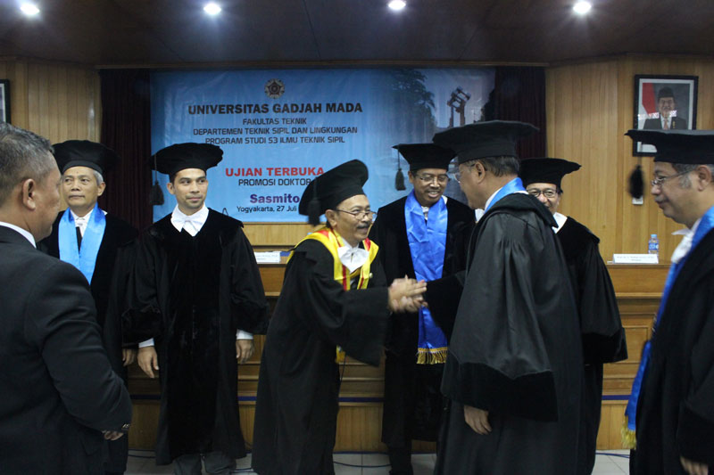 Ujian Terbuka Promosi Doktor Prodi Ilmu Teknik Sipil : Iskandar Yasin S ...